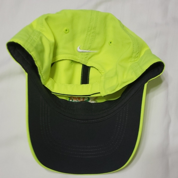 Nike | Accessories | Nike Golf Gold Spring Neon Yellow Cap | Poshmark